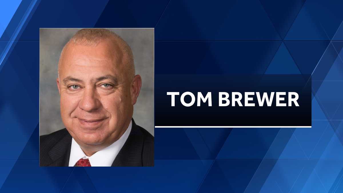 Rural Nebraska lawmaker says rare leukemia has returned