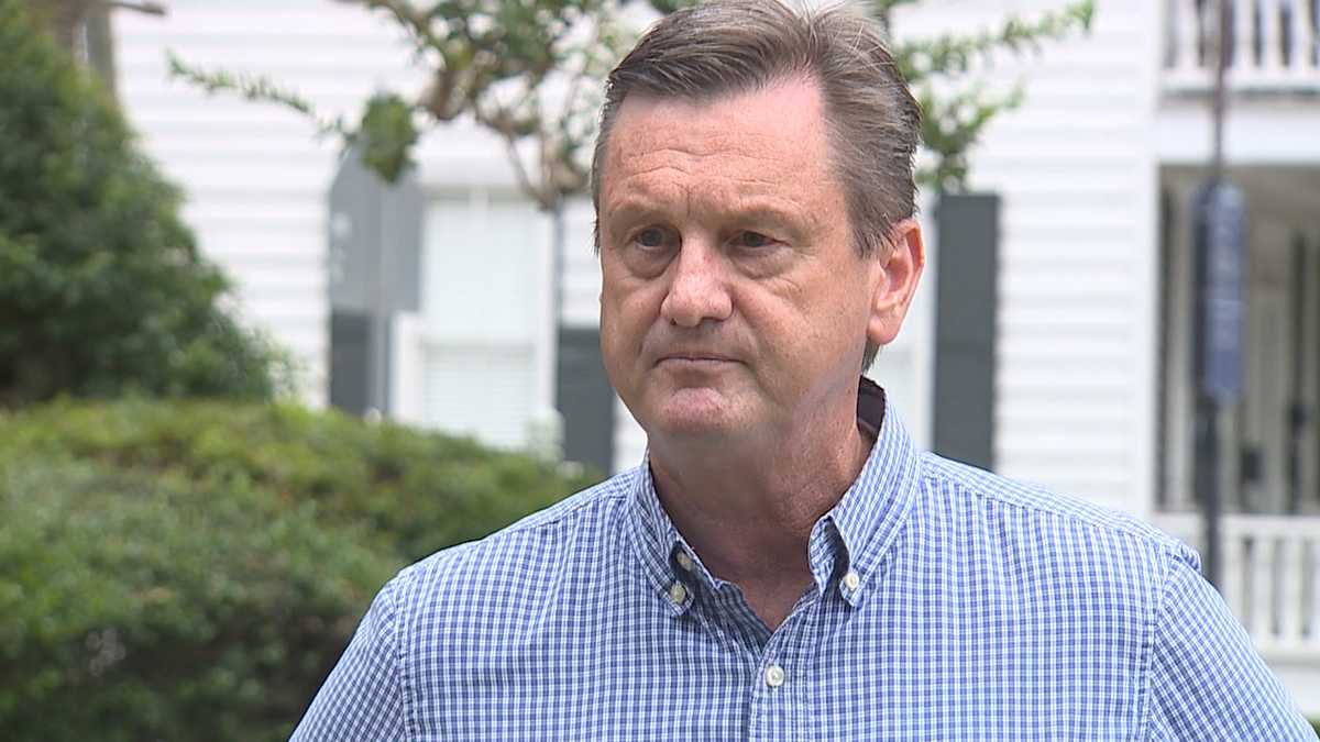 CONFIRMED: Sen. Tom Davis spent time in jail New Year's morning