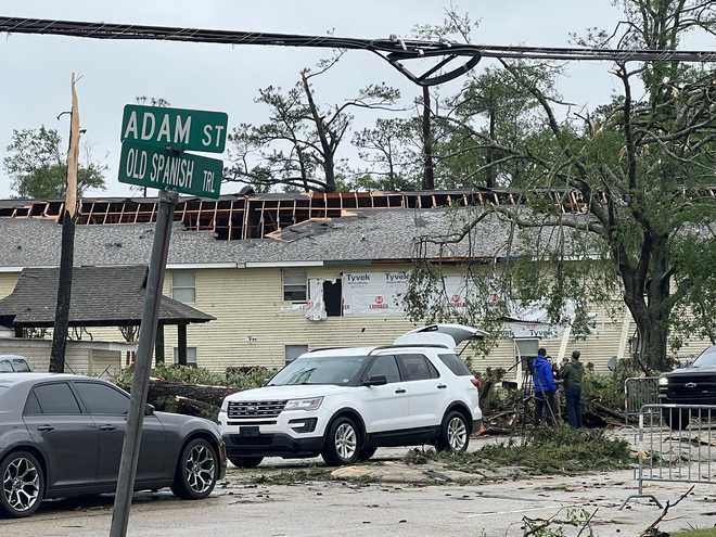 Slidell Louisiana struck by EF-2 tornado