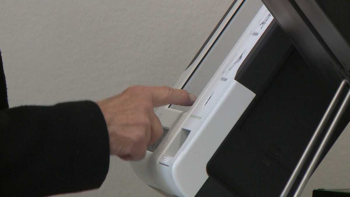 Voting by touch screen? Make sure you check your paper receipt.