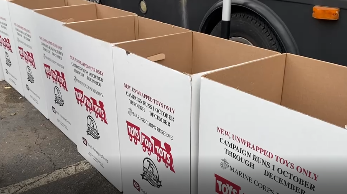 Bengals fans partner with Toys for Tots to spread holiday cheer