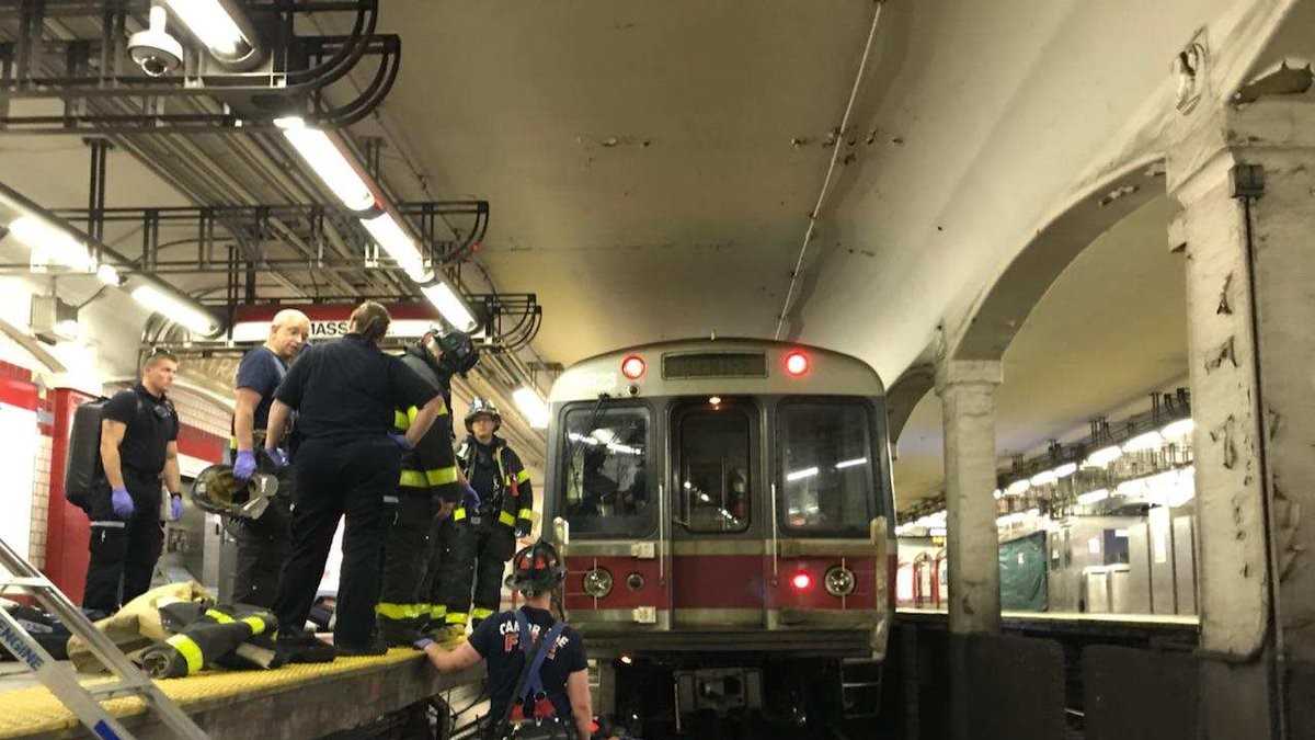 Dramatic photos show rescue of woman stuck between train, platform