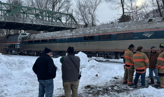 No injuries after Vermont Amtrak train derails in Massachusetts