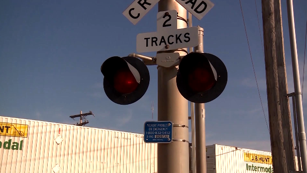 Bill to stop trains from blocking intersections de-rails