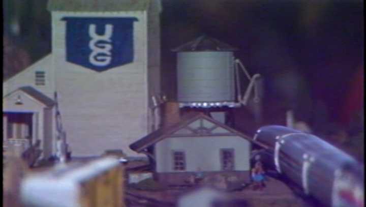 Omaha model train enthusiasts test out new concept in 1980