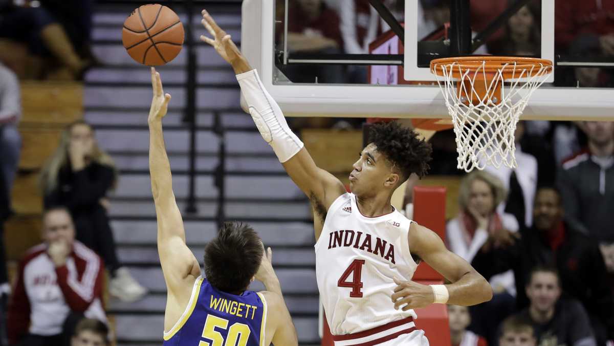 Jackson-Davis again doubles down, Indiana drops S. Dakota St