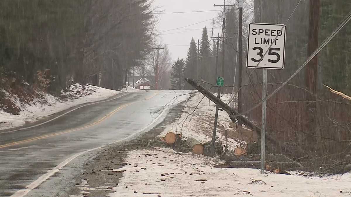 Crews restore power in Lempster, other towns; hundreds still out
