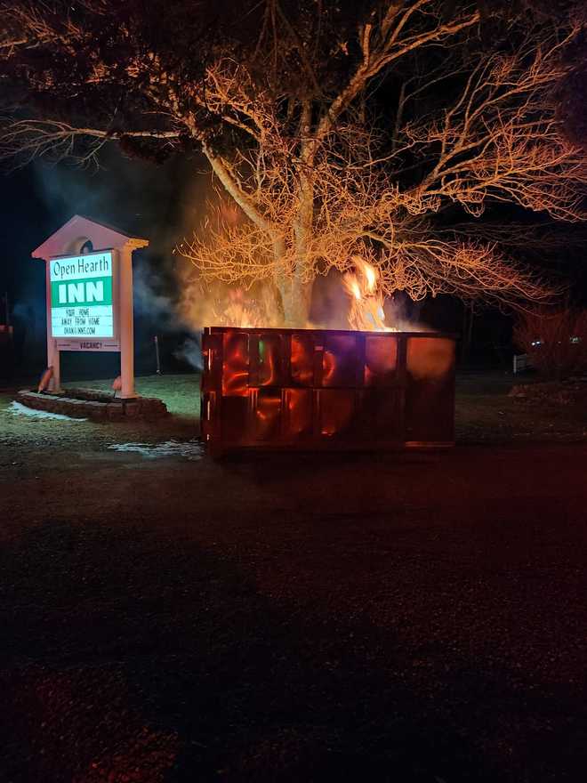 Firefighters battle fire at Trenton motel