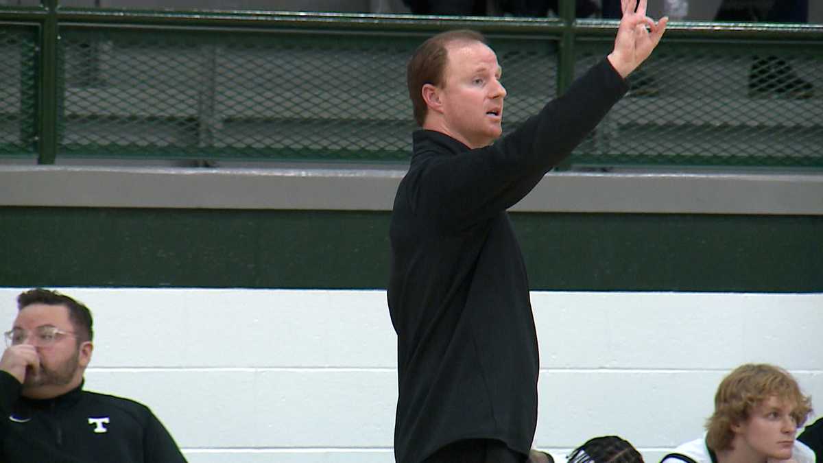 Trinity wins beats visiting CAL without head coach Mike Szabo