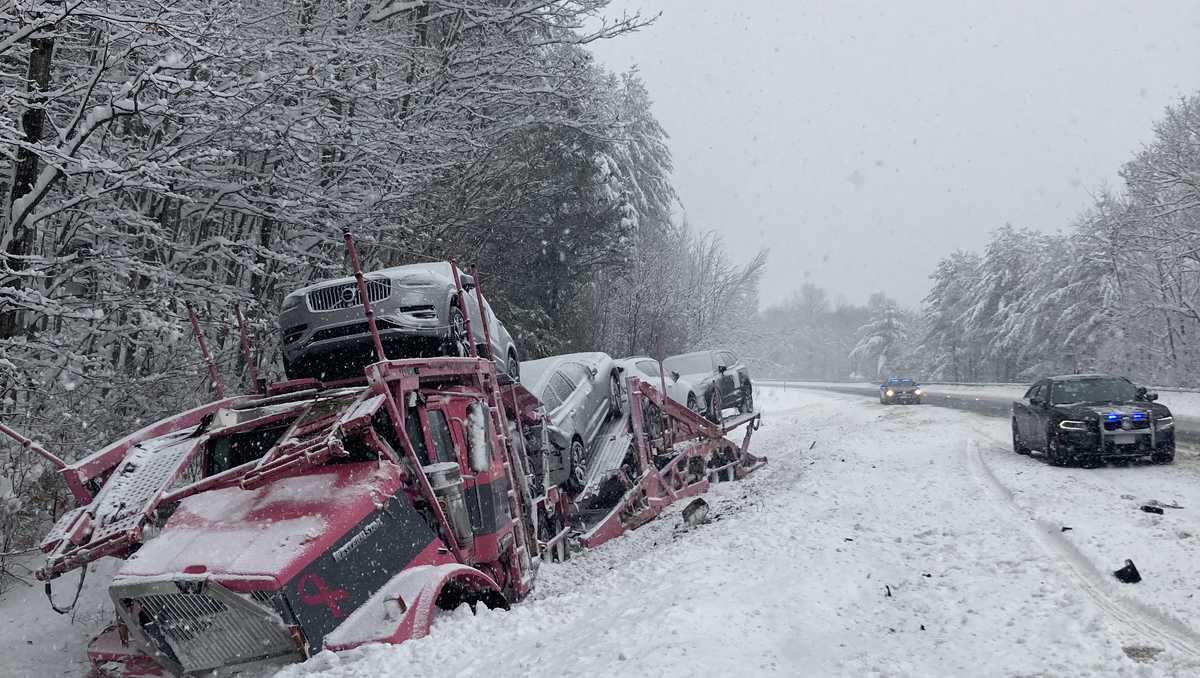 Car carrier crashes on I-89 in New Hampshire due to winter storm ...
