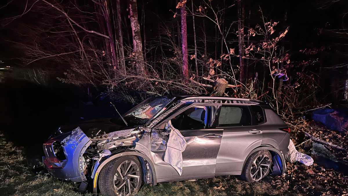 New Hampton, New Hampshire crash: 5 seriously hurt