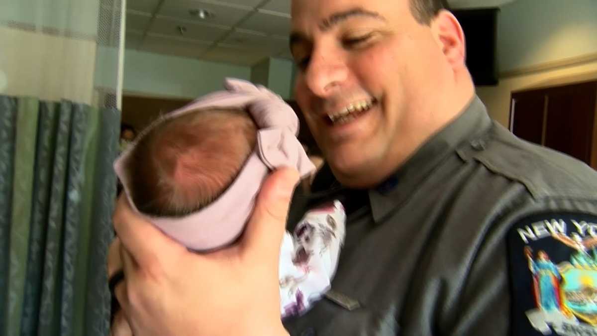 New York state troopers helped deliver a baby in a Lowe's parking lot