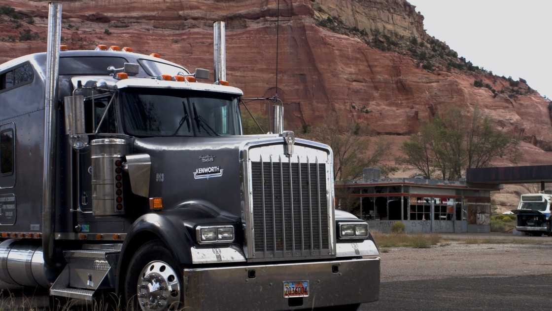 Trucking company shuts down, had ties to closed auto plant