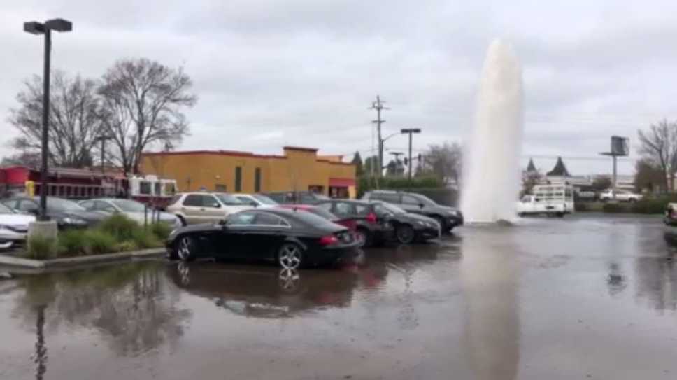 Truck strikes Citrus Heights fire hydrant, flooding parking lot