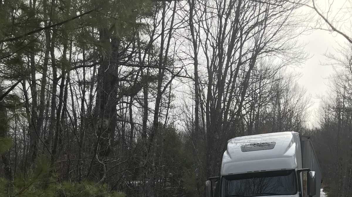 Driver from Pa. learns about Maine mud season the hard way