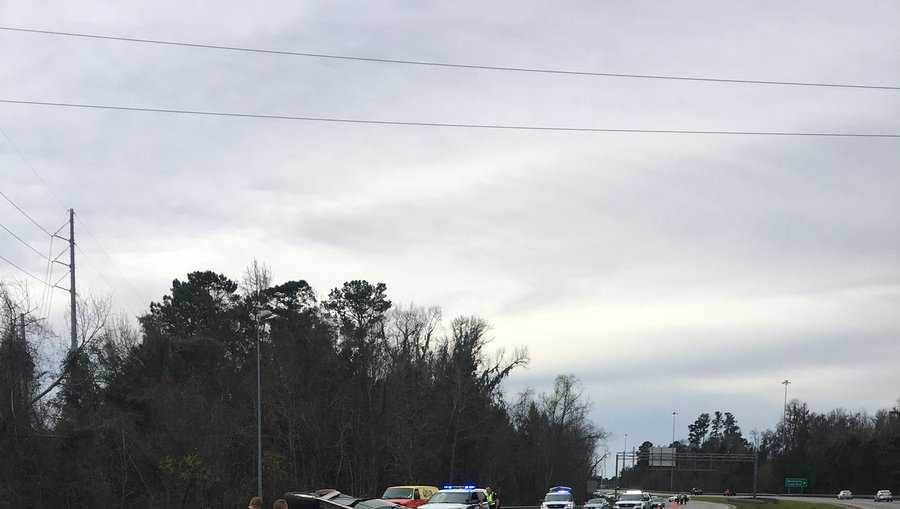 Police: 3 seriously injured in Truman Parkway crash but baby unharmed