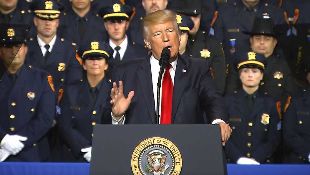Trump: 'We're going to destroy' MS-13 street gang