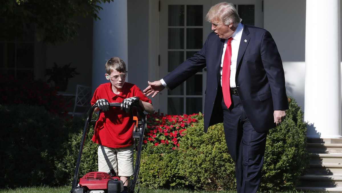A cut above: President Trump meets the entrepreneuring 11-year-old ...