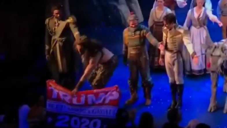 Hollywood, Broadway actor from Brookfield snatches pro-Trump flag out ...