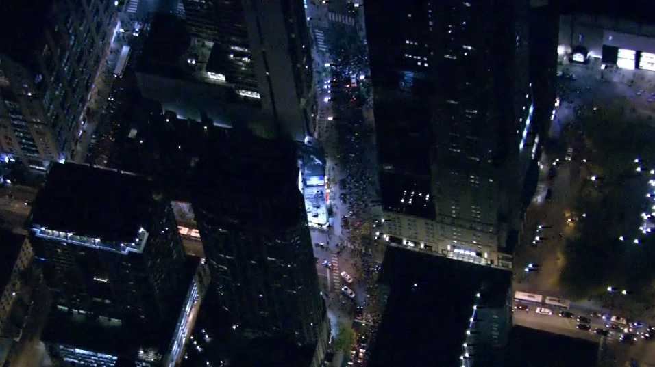 Protestors gather at Chicago's Trump Tower