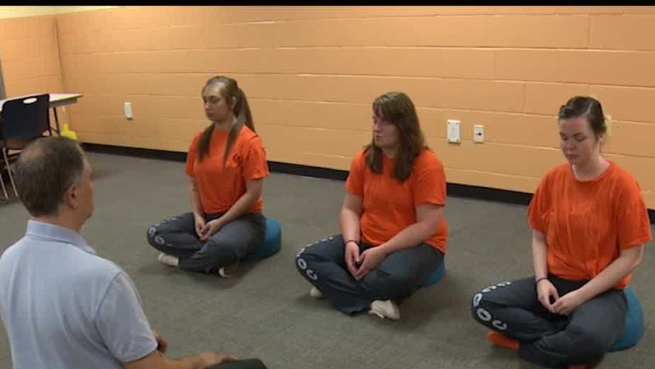 Program helps jail inmates avoid drugs, reoffending