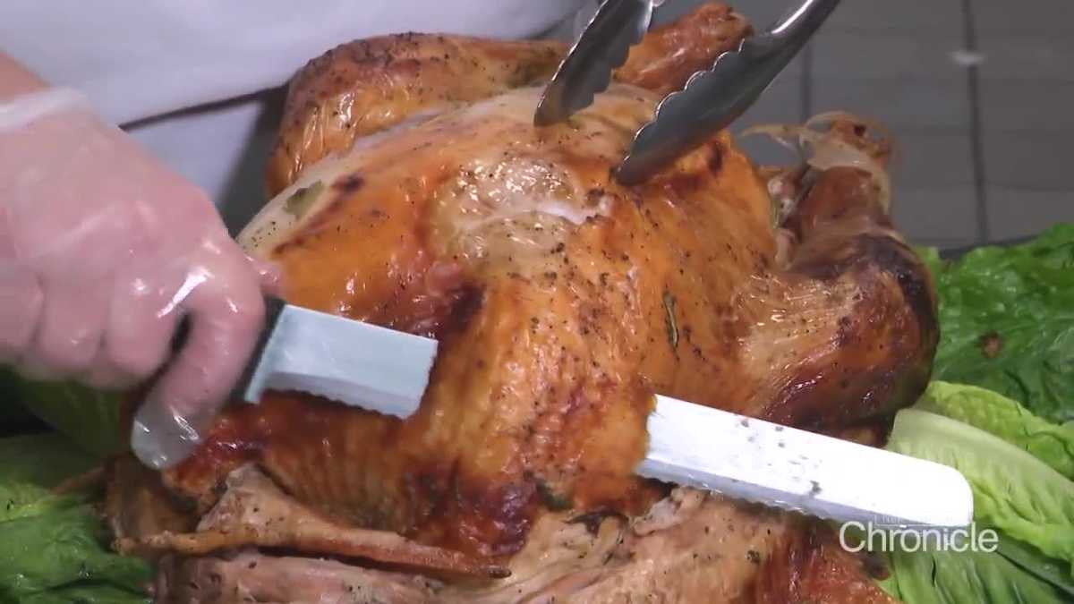 NH Chronicle: Preparing turkey with chef from Rig A' Tony's