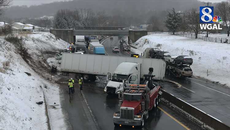 UPDATE: Turnpike reopens after accident involving jackknifed tractor-trailer