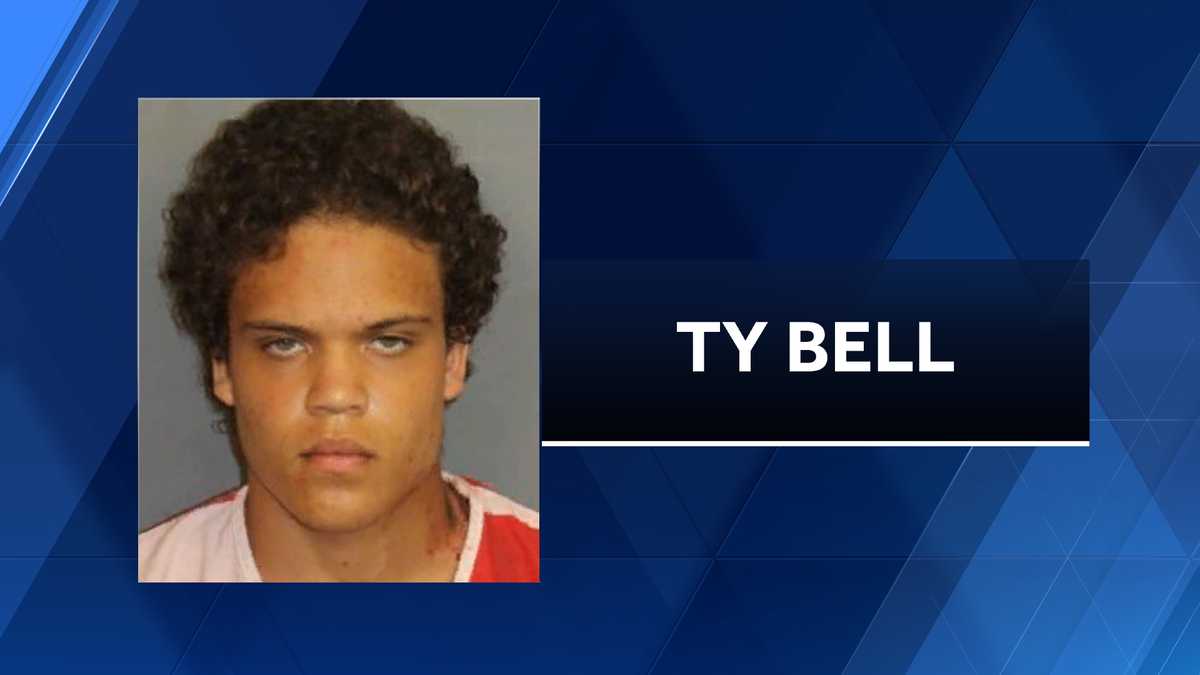 Suspect arrested after being shot during fight with security guard at ...