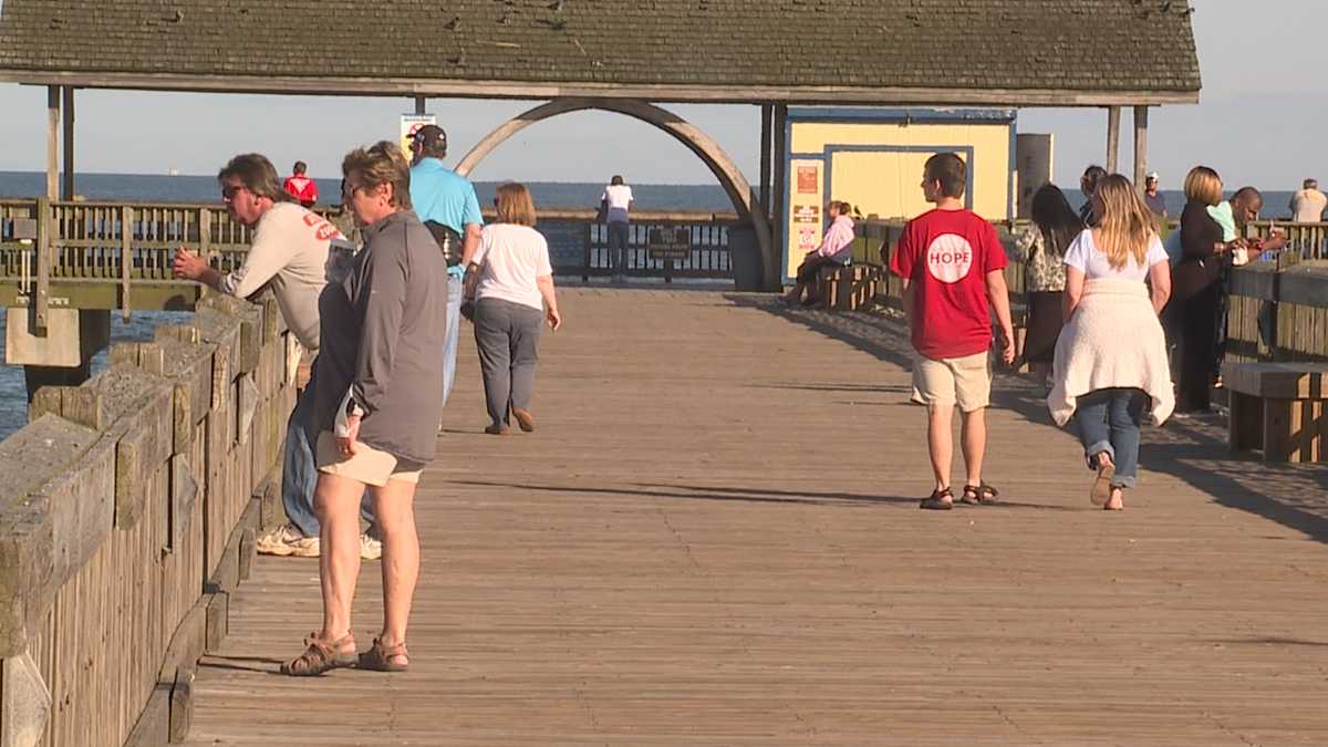 Tybee Island police investigating fight at pier that injured man