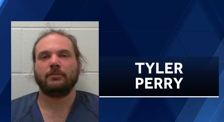 Fugitive arrested by U.S. Marshals in Maine