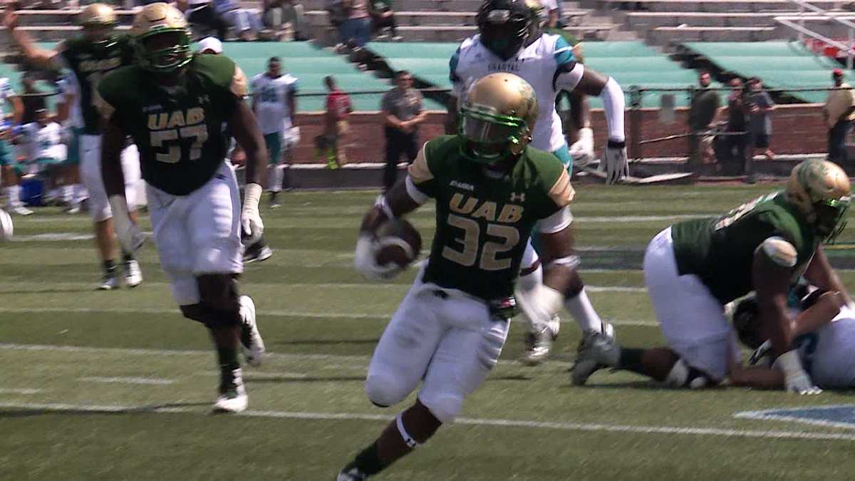 UAB downs Coastal Carolina 30-23 at Legion Field