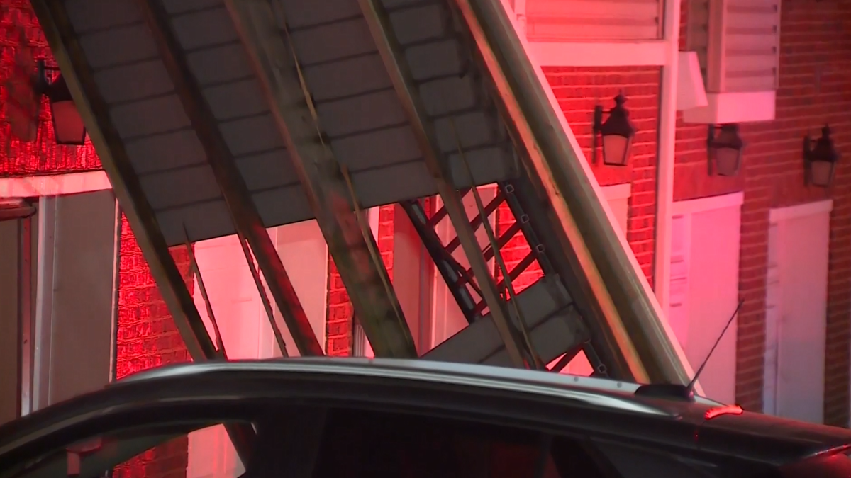 Investigation underway after balcony collapse near UC sends 10 to hospital