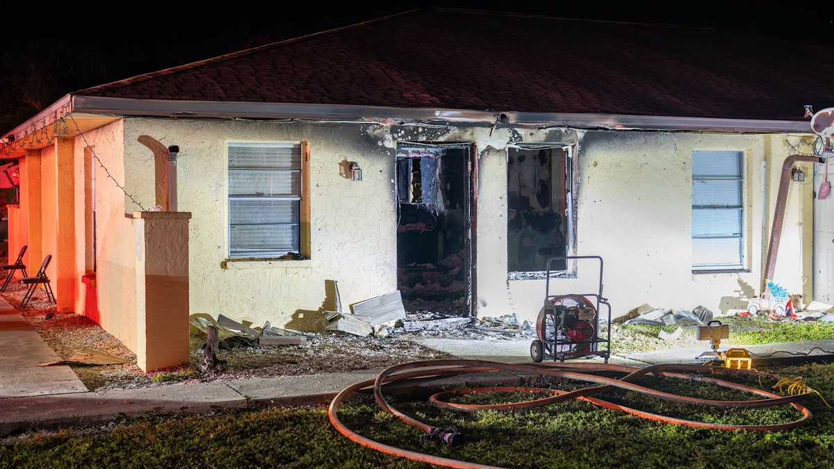 1 person hospitalized after fire ignites breaker box at duplex in ...