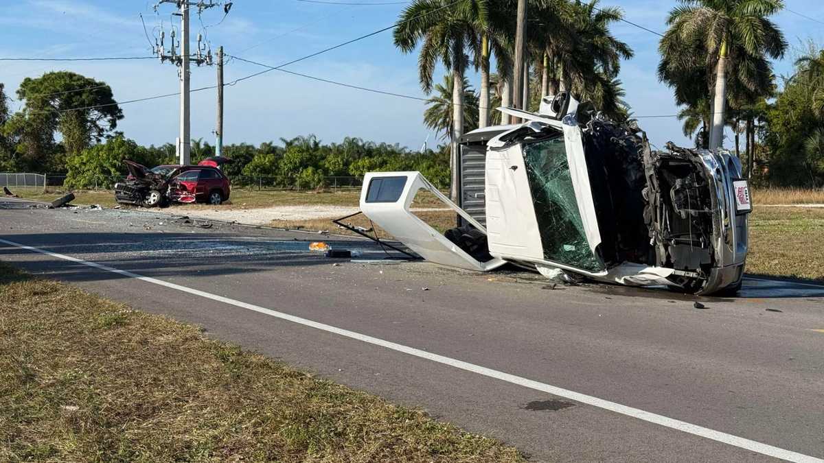 One dead in crash on Stringfellow Road on Pine Island