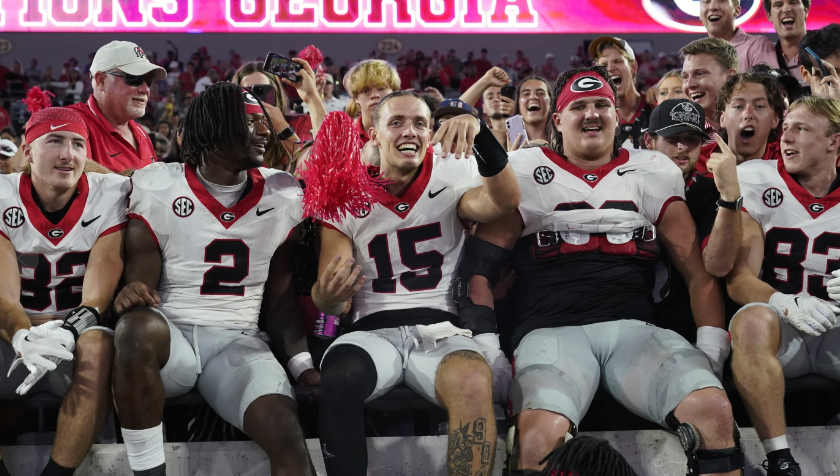Georgia quarterback Carson Beck announces he’s returning for 2024 season