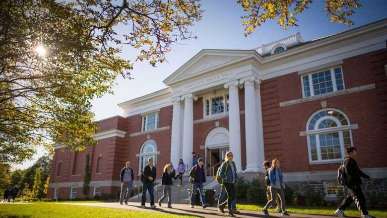 NH House passes bill requiring civics test for college students