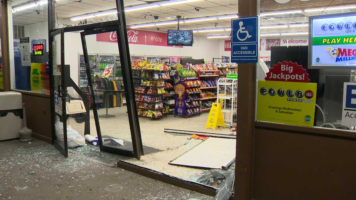 CARRICK: Car crashes into Uni-Mart store on Brownsville Road in Pittsburgh