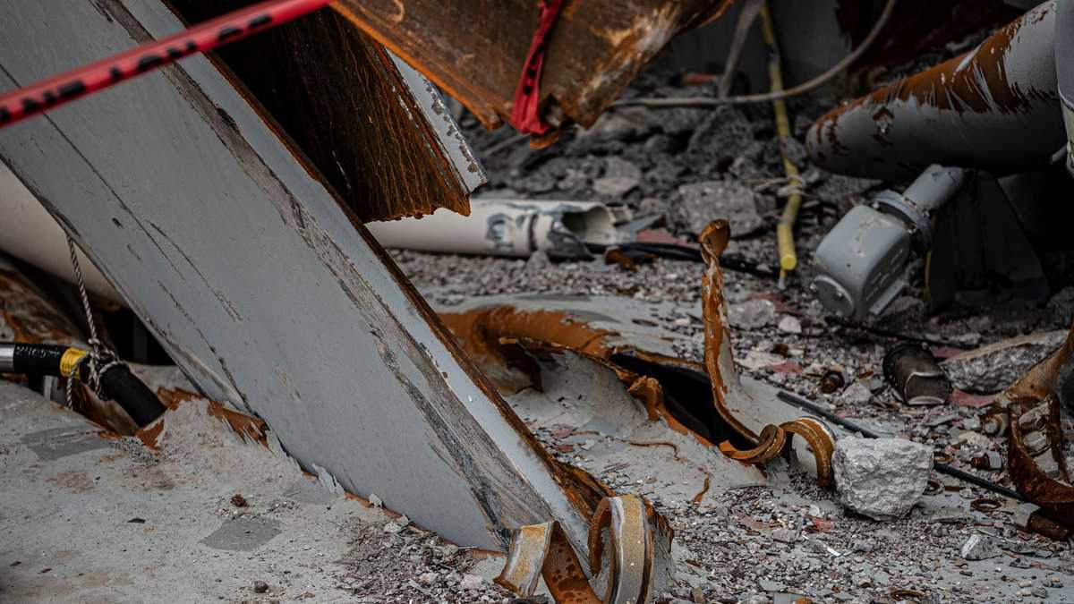 Photos: Baltimore's Francis Scott Key Bridge collapses