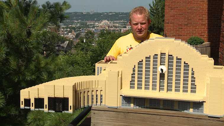 This massive Union Terminal model is built entirely out of Lego bricks
