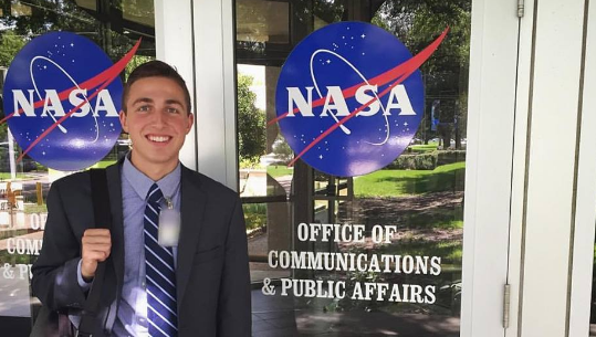 UNM grad achieves dream of working for NASA