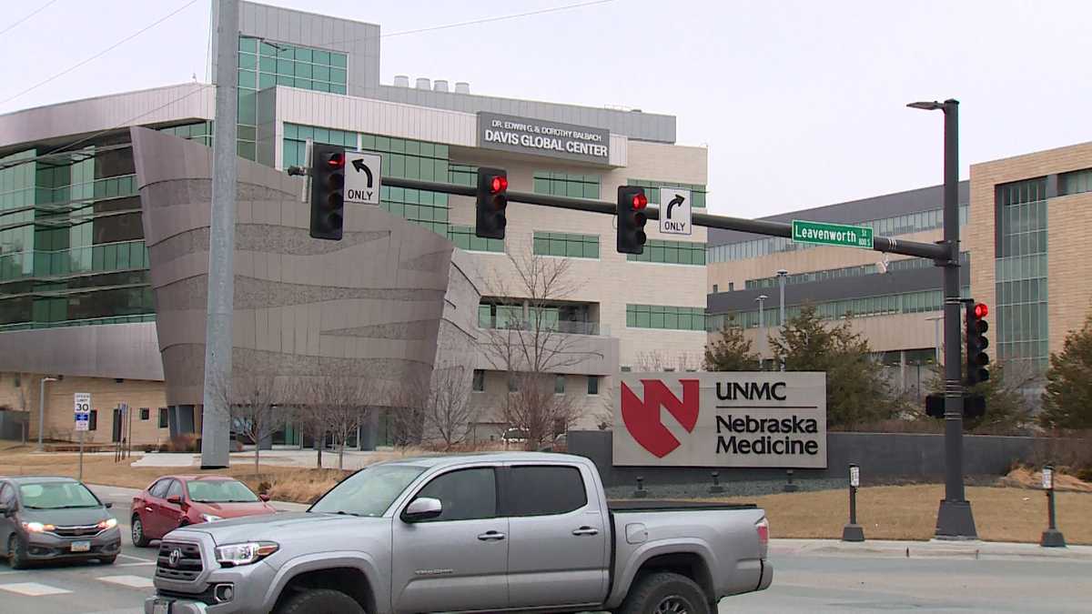 UNMC's new study warns Nebraska farmers of cancer risks