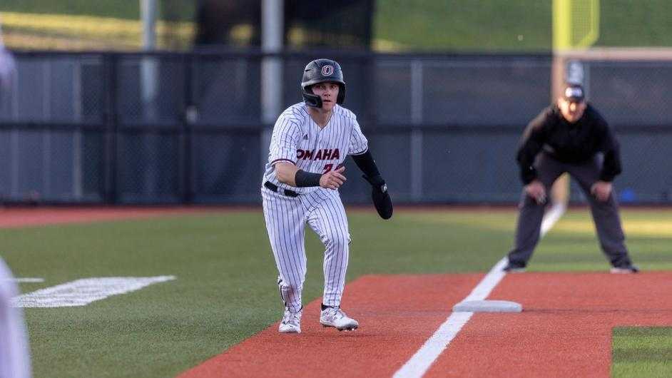 Omaha baseball dominates series opener against Northern Colorado