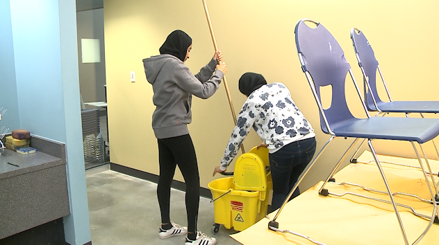 UNO students participate in 7 Days of Service Event