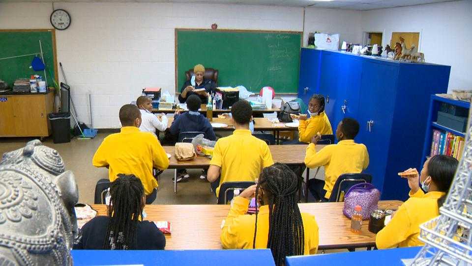 Unselds' School under renovation Baltimore in honor of Wes Unseld