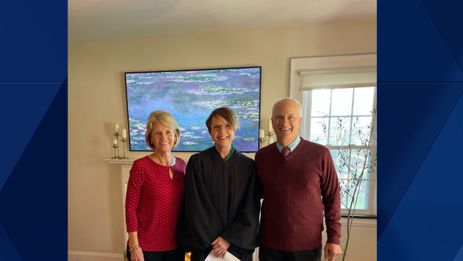 Interim Hamilton County prosecutor sworn in Saturday morning