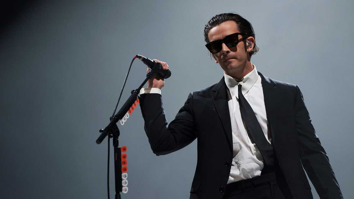 Malaysia cuts short music fest after British band slams anti-gay laws ...