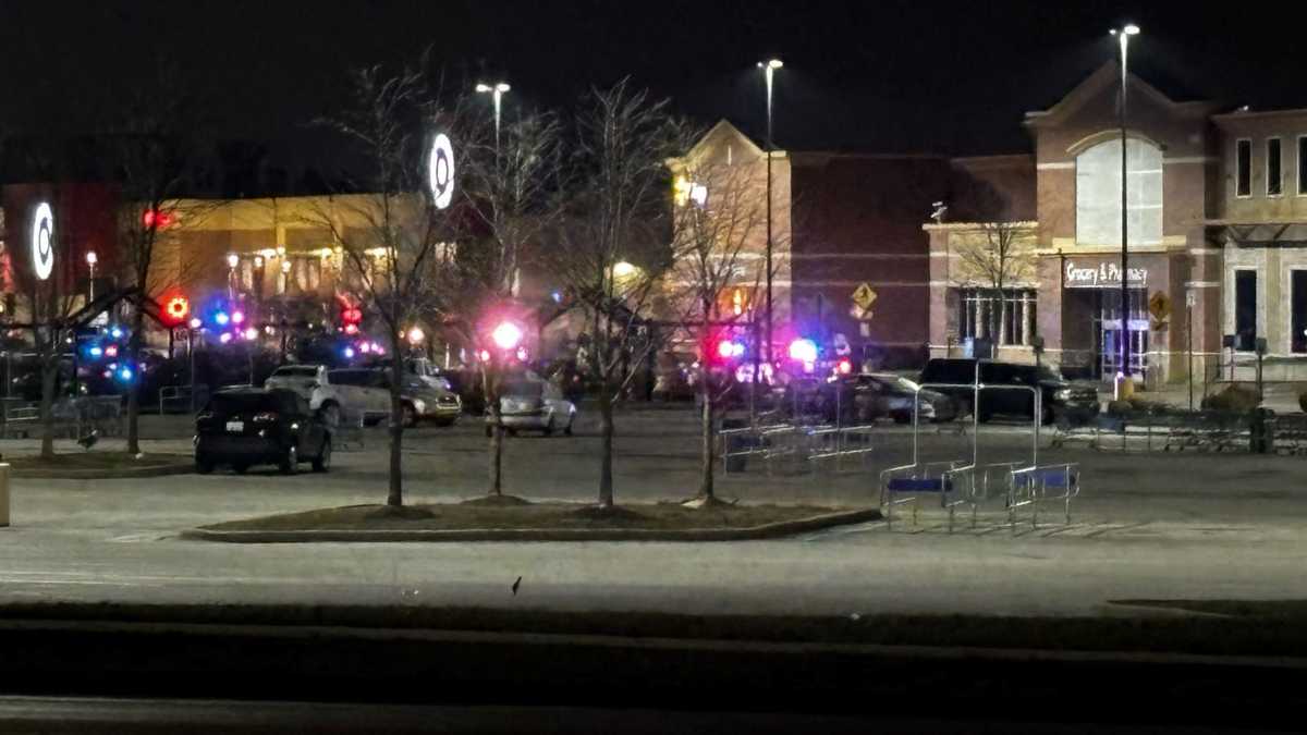 LMPD has large presence at Middletown Walmart, Target
