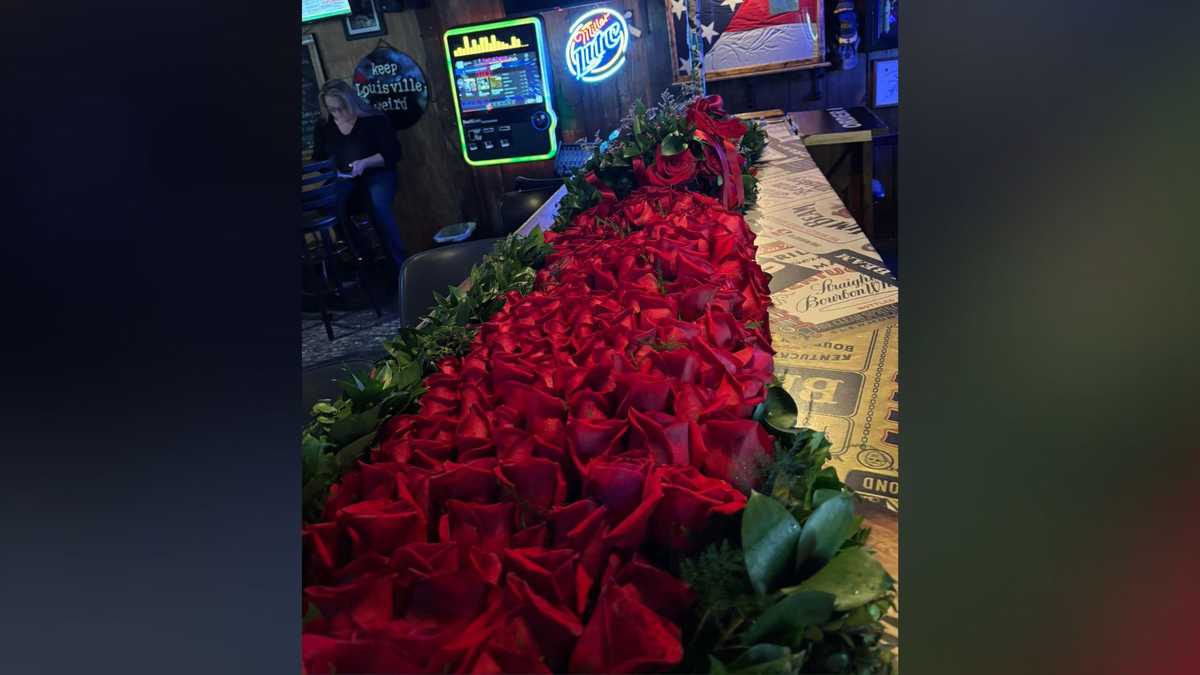 Louisville bar gets to display Derby winner's garland of roses