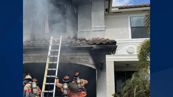 Crews battled heavy flames, smoke in Fort Myers house fire Wednesday