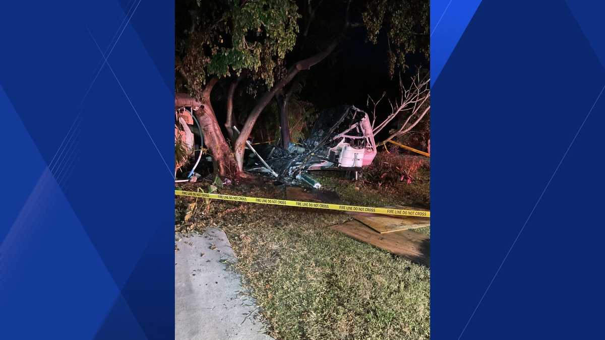 20-foot travel trailer destroyed in early morning fire at Carnegie Circle